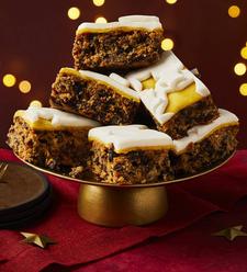 Christmas Puddings & Cakes | Lidl UK